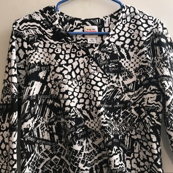 Ruby Rd. | Tops | Ruby Rd Black And White Top Petite Med | Poshmark